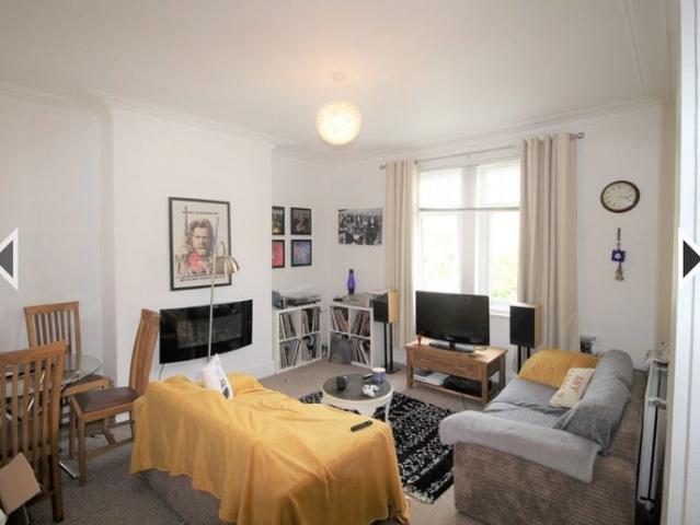Super City Centre flat available July!