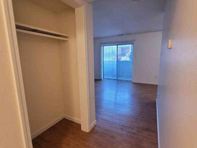 Super cute and Spacious Two 1 Bedroom Apartment for Rent at 837 Sw Tyler St, Topeka, KS 66612 Old Town