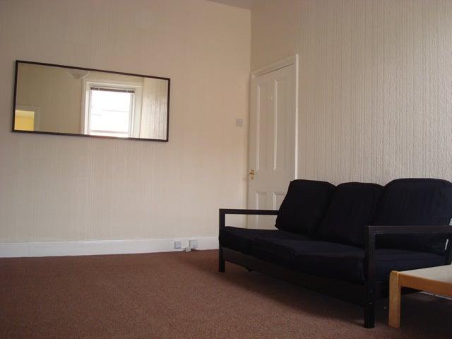 Super Flat Available Sept' 26