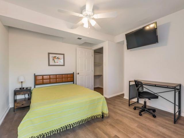 ⭐Super Host⭐ Spacious Beautifully Remodeled in Oa