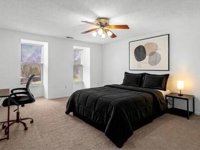 Super Host | Updated & Cozy Shared Home in Charlotte | Furnished, Secure & Spacious | Free Wi Fi, Monthly Cleanings, Transit Nearby