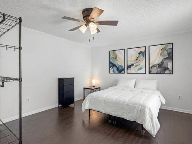 Super Host | Updated & Cozy Shared Home in Charlo