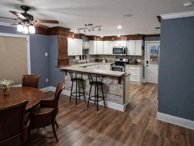 Super Host | Upscale Spacious Home | Oversized Ro