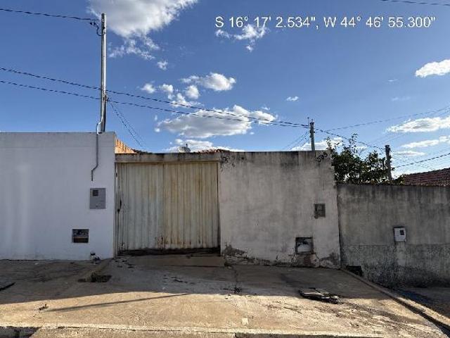 Super oferta — Casa no Centro, Ubai MG, Nº 595, 2 quartos, 167,05m² | Venda Online