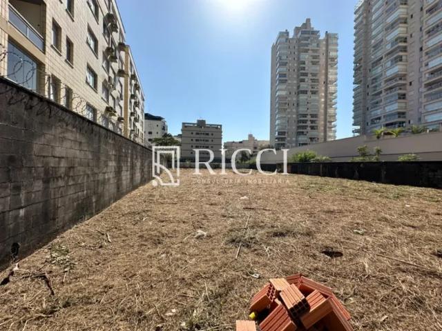 Super oportunidade para construtores no guaruja