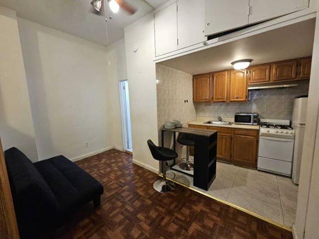 Super Spacious Room in Kips Bay