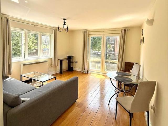 Superb 1 Bedroom Apartment in Canary Wharf