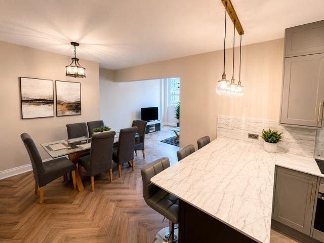 Superb Apartment In The Core Of Brighton