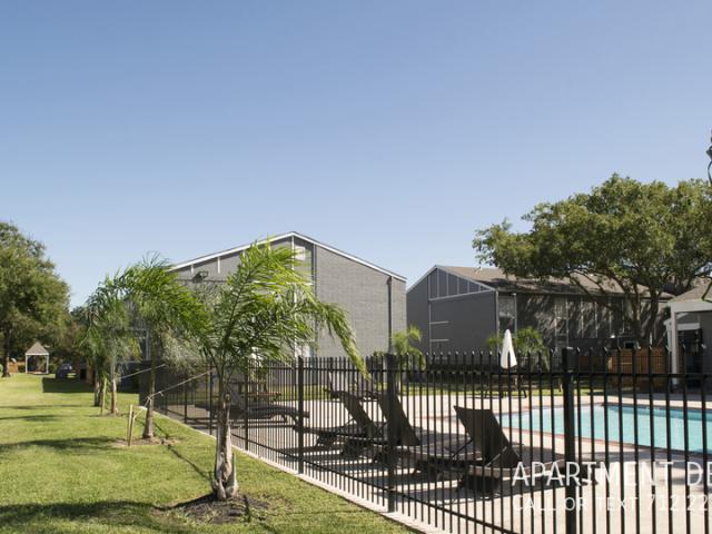 superb etravagant oasis w/ great specials in Texas City