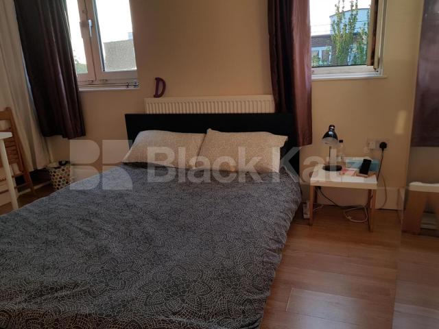 Superbly located duplex apartment