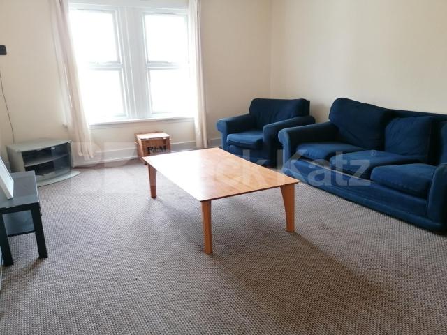 Superbly located generous top floor period conversion