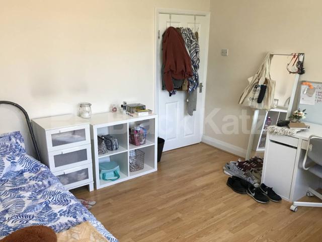 Superbly located in the heart of the city