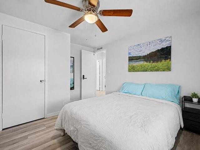 SUPERHOST!*Beautiful Apache Junction House|Large FRIDGE in every room | everything fully furnished!
