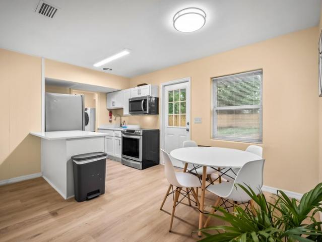 ⭐️ SUPERHOST⭐️ East Jacksonville House Newly reno