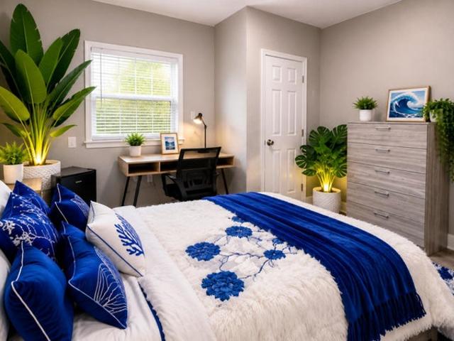️ SUPERHOST HOME NEAR UNF • CLOSE TO BEACHES & TOW