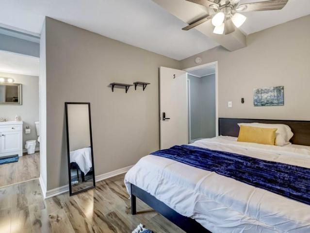 Superhost*, over 2000 Sq Ft home, in a great loca