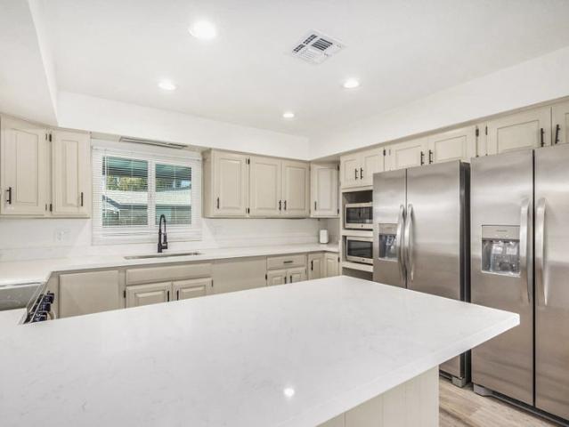 SUPERHOST* NEW LISTING! Completely Renovated Ho