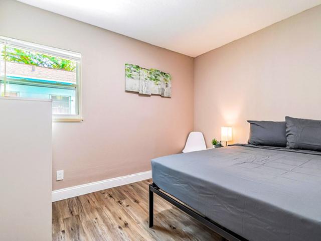 Superhost | Newly Remodeled | Prime East Tampa Location