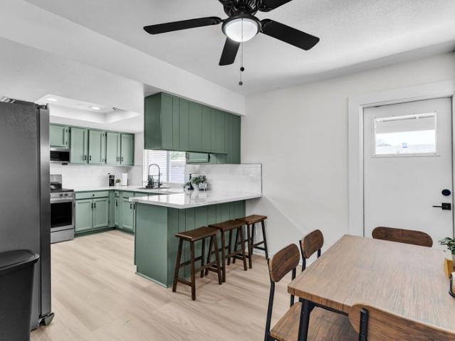 SUPERHOST! Newly Renovated Mesa Home Near Shoppin