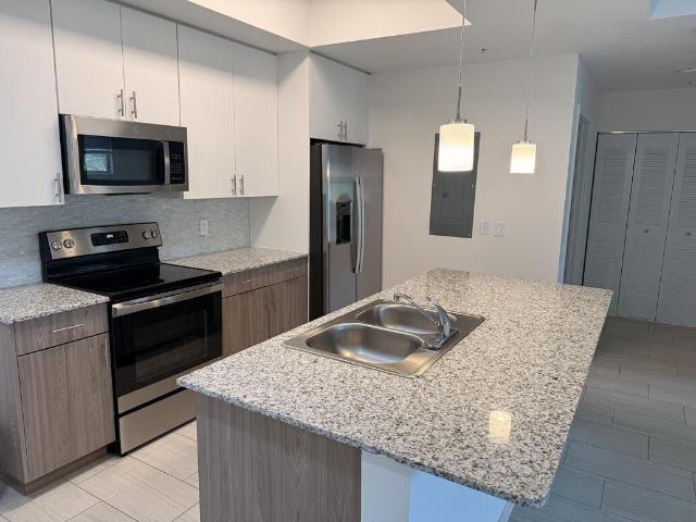 Superior Manor II 2 Bedroom Apartment for Rent at 2349 Nw 51st St, Miami, FL 33142 Brownsville