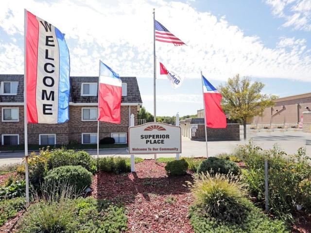 Superior Place Apartments 1 Bedroom Apartment for Rent at 1501 Superior St, Lincoln, NE 68521 Belmont