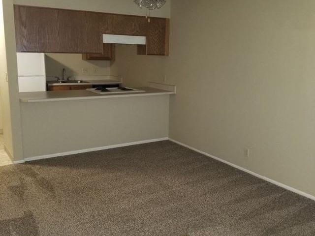 Superior Place Apartments 2 Bedroom Apartment for Rent at 1501 Superior St, Lincoln, NE 68521 Belmont