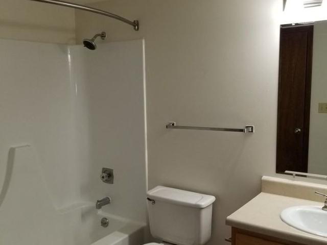 Superior Place Apartments 2 Bedroom Apartment for Rent at 1501 Superior St, Lincoln, NE 68521 Belmont