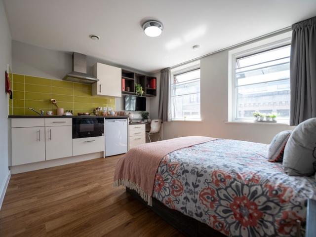 Superior Studio Apartment | Liverpool L1