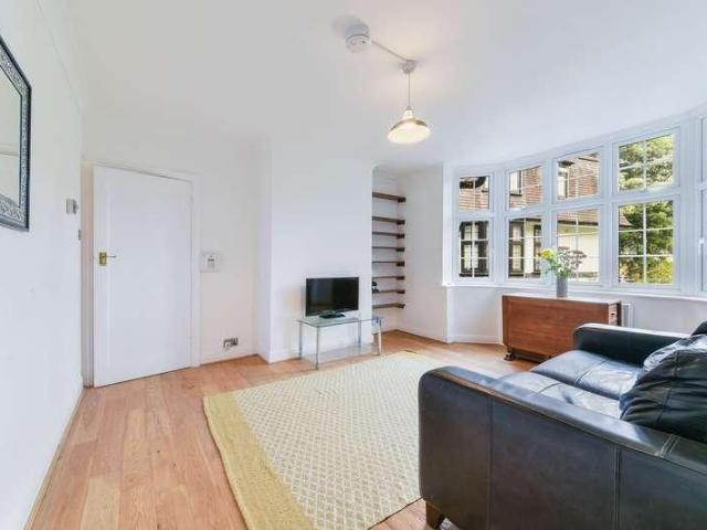 Surbiton Crescent, Effingham Lodge Surbiton Crescent, KT1