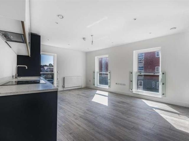 Surbiton Crescent, Kingston Upon Thames, KT1