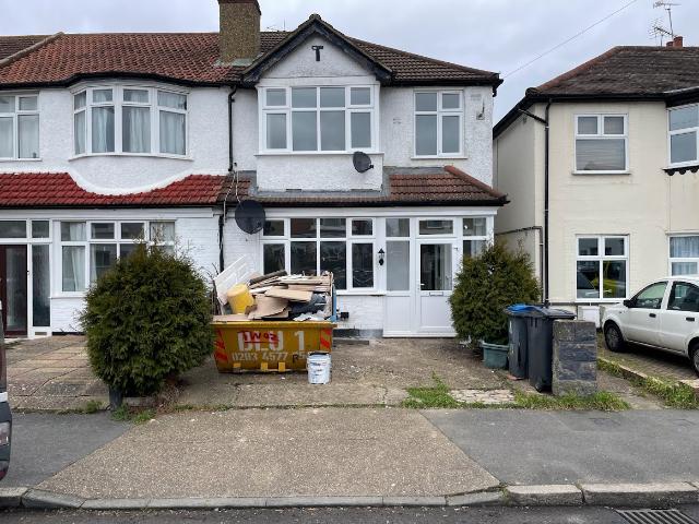 Surbiton, KT6 Semi Detached
