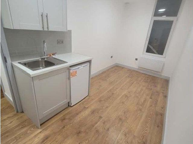 Surbiton Road, Kingston Upon Thames KT1, Room to rent, £1,200 pcm | PrimeLocation