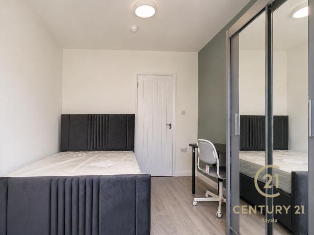 Surbiton Road, Kingston Upon Thames KT1, Room to rent, £900 pcm | PrimeLocation