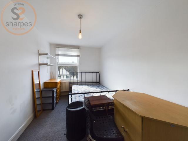 Surbiton Road, Kingston Upon Thames, Surrey KT1, Property to rent, £850 pcm | PrimeLocation