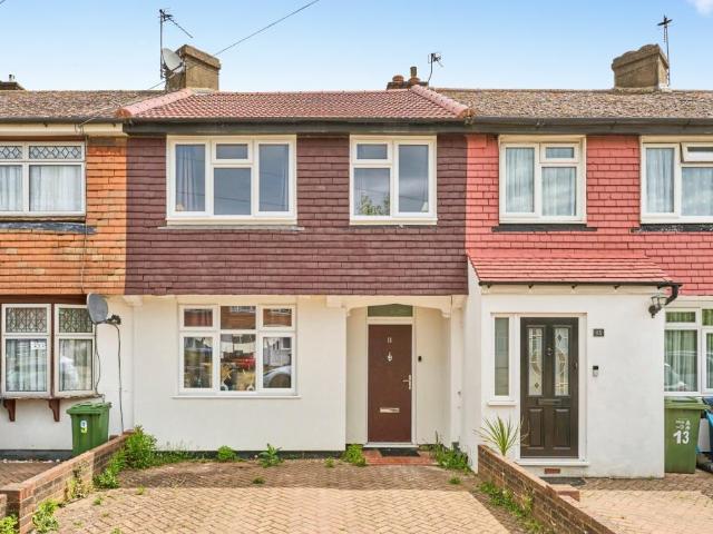 Surbiton, Surrey, KT5 4 bed terraced house to rent £2,950 pcm £681 pw