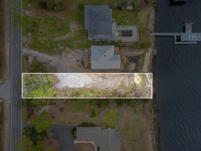 Surf Rd, Panacea, FL 32346