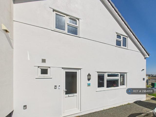 Surf View, Newquay, TR7 2 bed semi detached house to rent £2,250 pcm £519 pw