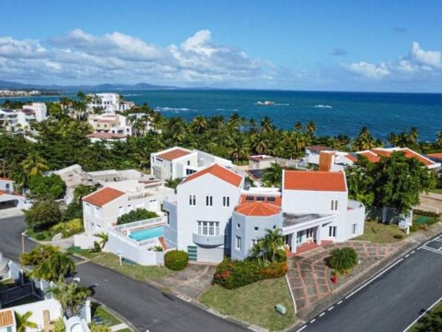 Surfside Rd, Humacao, Home For Sale