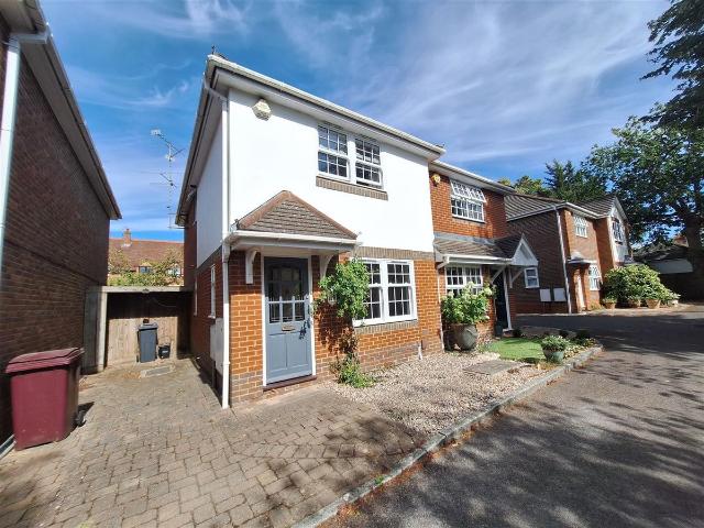 Surley Row, Emmer Green, Reading RG4, 2 bed semi detached house to rent, £1,895 pcm | PrimeLocation