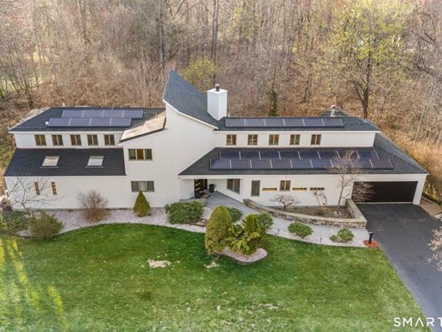 Surrey Dr, Cheshire, Home For Sale