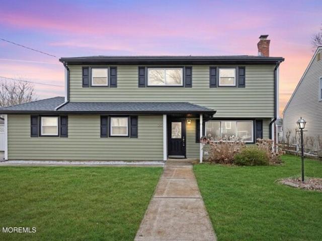 Surrey Dr, Hazlet, Home For Sale