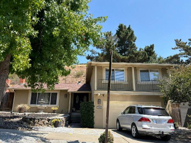 Surrey Ln
