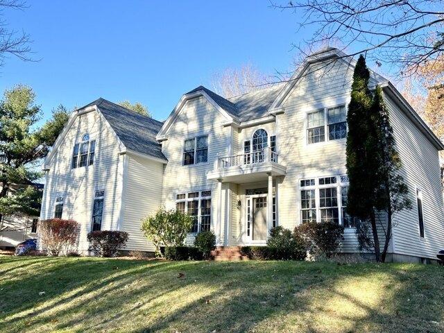 Surrey Ln, Falmouth, Home For Sale