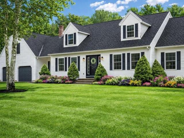 Surrey Ln, Hampden, Home For Sale
