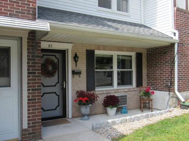 Surrey Ln Unit,torrington, Home For Sale