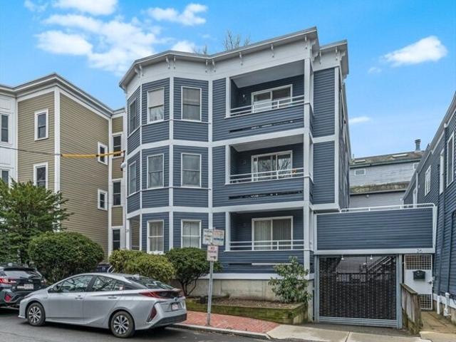 Surrey St Apt,cambridge, Condo For Sale