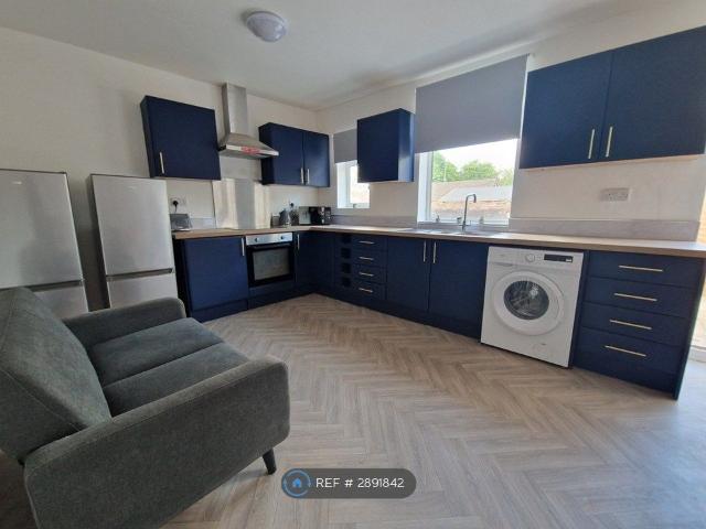 Surrey St, St Helens WA9, Room to rent, £525 pcm | PrimeLocation