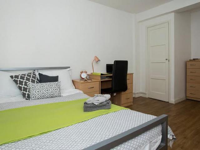 Surrey Quays Landale House, 101 Lower. Studio to rent £1,135 pcm £262 pw