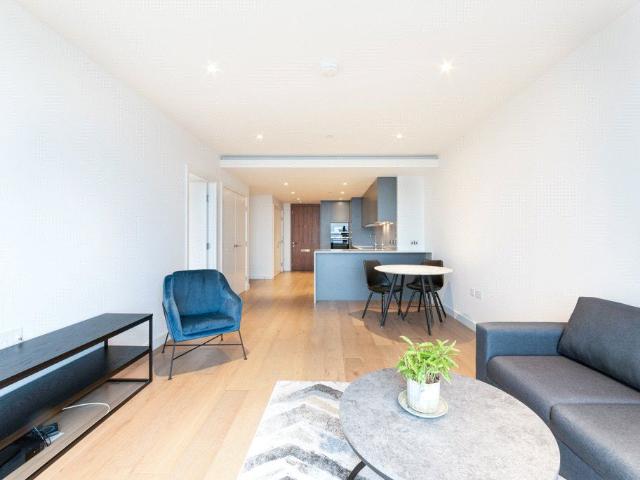 Surrey Quays Road, London SE16, 1 bed flat to rent, £2,900 pcm | PrimeLocation