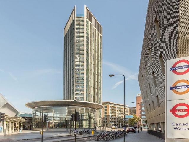 Surrey Quays Road, London SE16 2 bed flat to rent £3,100 pcm £715 pw